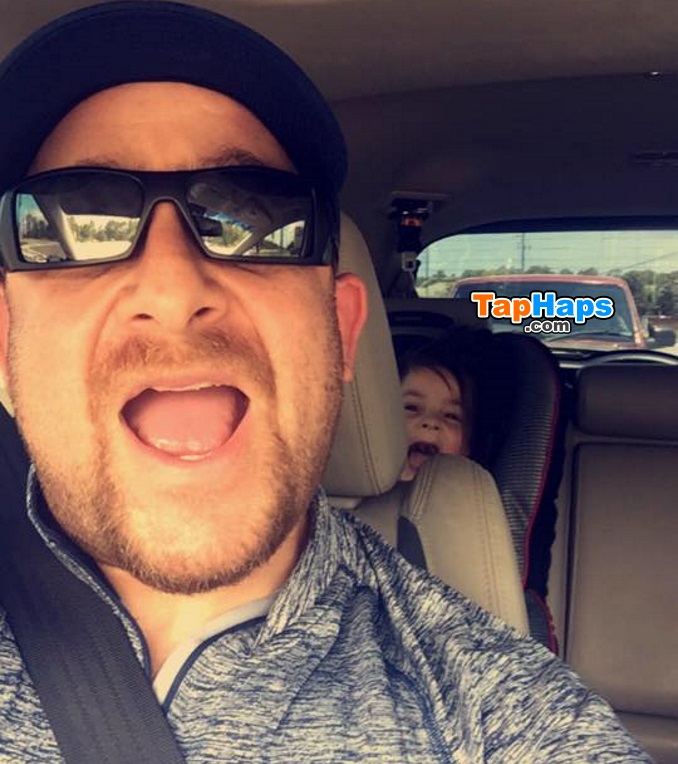 Manager Tries To Quiet Loud Kid, Mom Asks His Experience With Autism
